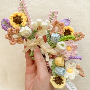 Crochet Mini Bouquet Keychain, Mini Flowers, Crochet Flowers, Cute ...