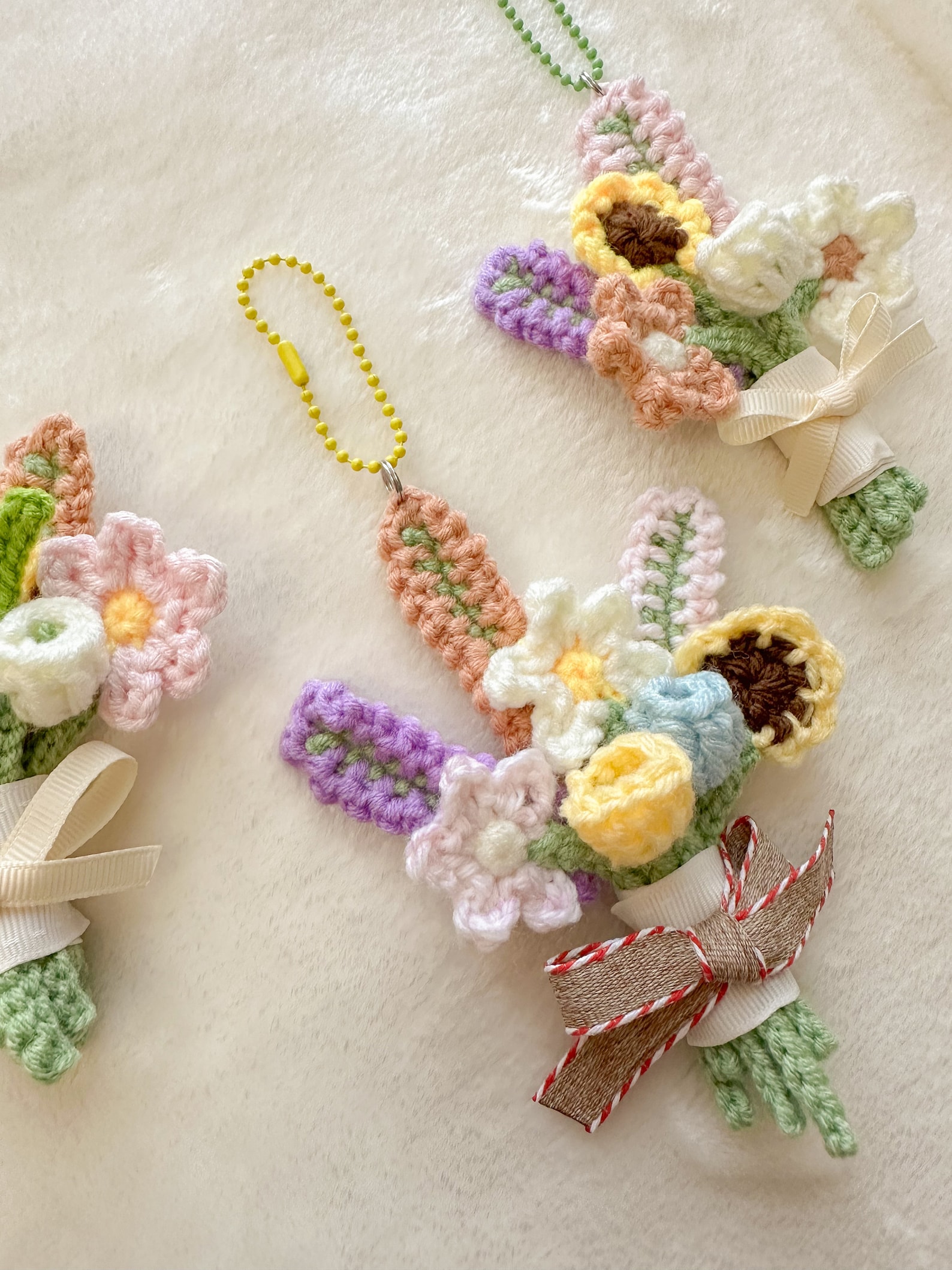 Crochet Mini Bouquet Keychain, Mini Flowers, Crochet Flowers, Cute ...