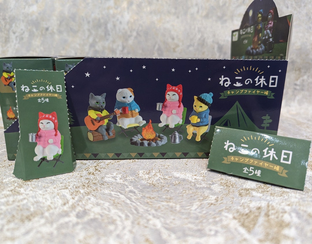 Camping Cats Cosy Around Campfire Blind Box Laid Back Camping Cat ...