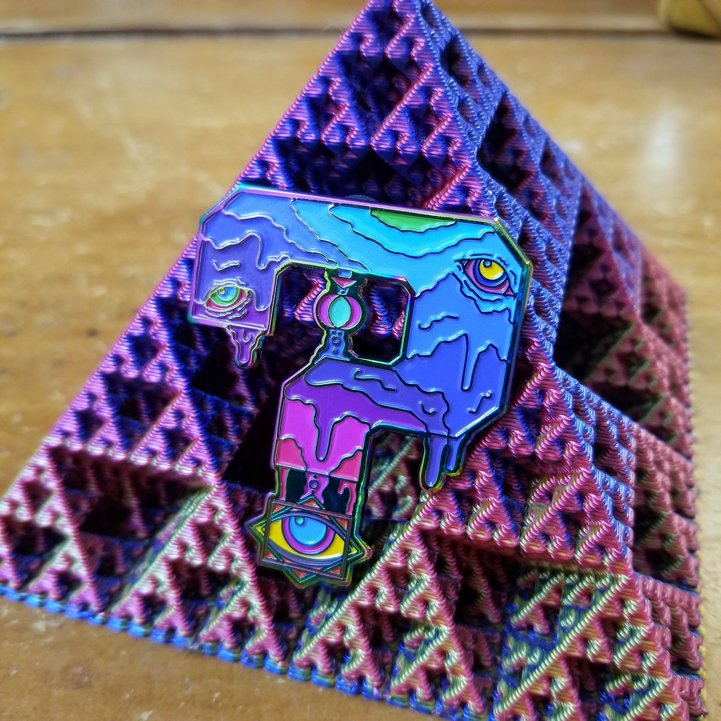 LE/25 Enamel Metal Pins Tipper Inspired Melting Question Marks, Limited ...