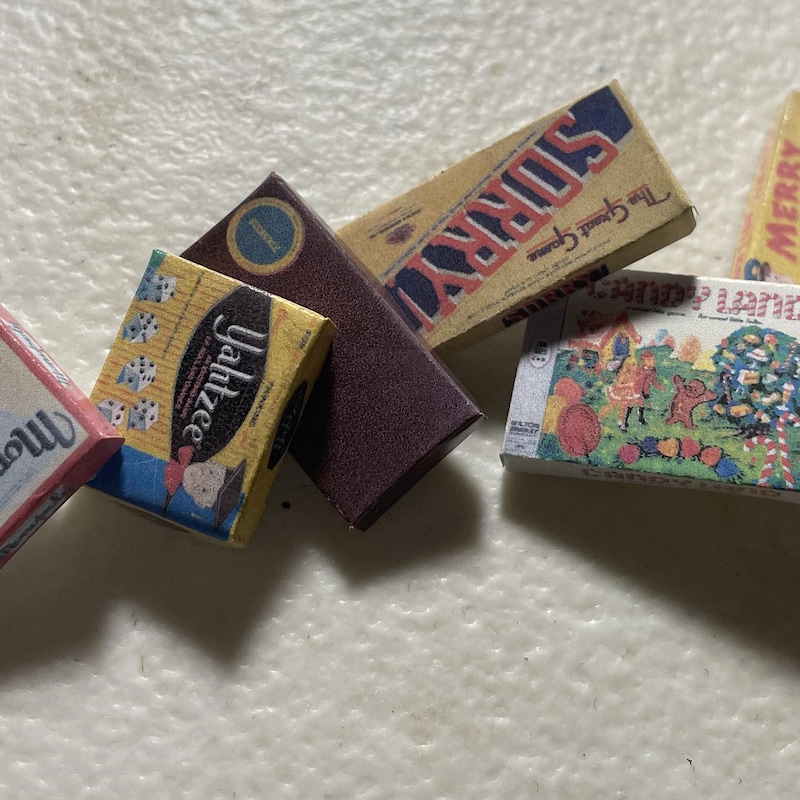 1/12 Miniature Mystery - Etsy