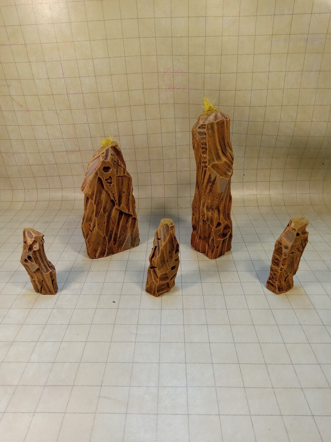 Miniature Terrain • DESERT SPIRES Set for Wargaming • Dioramas • Photo ...