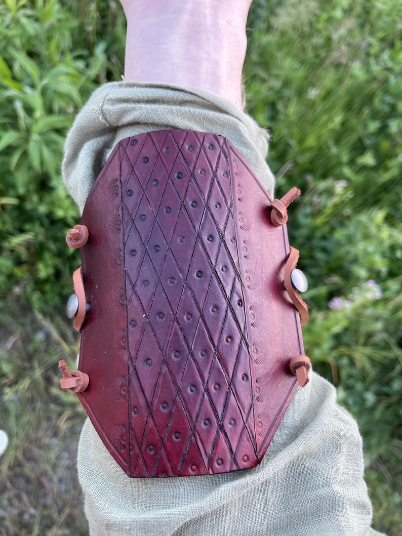 Medieval Archery Arm Guard/bracer - Handmade in Canada - Etsy