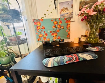 Cute Screen Monitor Hugger Crochet Pattern Desk Accessories Cute ...