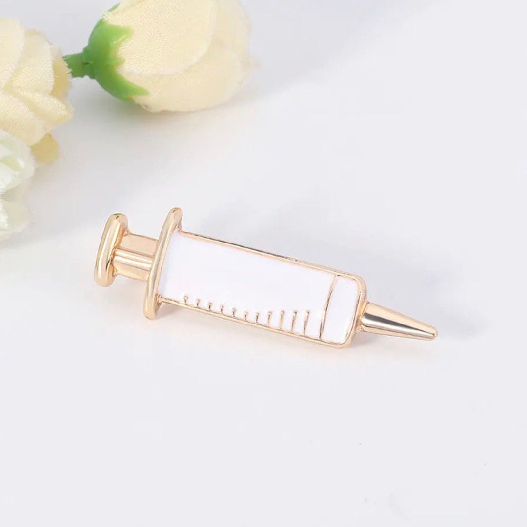 Syringe 2 Brooch Science Sanctuary Mens Womens Cute Trendy Science ...