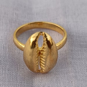 Cowrie Shell Ring, Handmade Shell Ring, Statement Ring, Money Cowrie ...