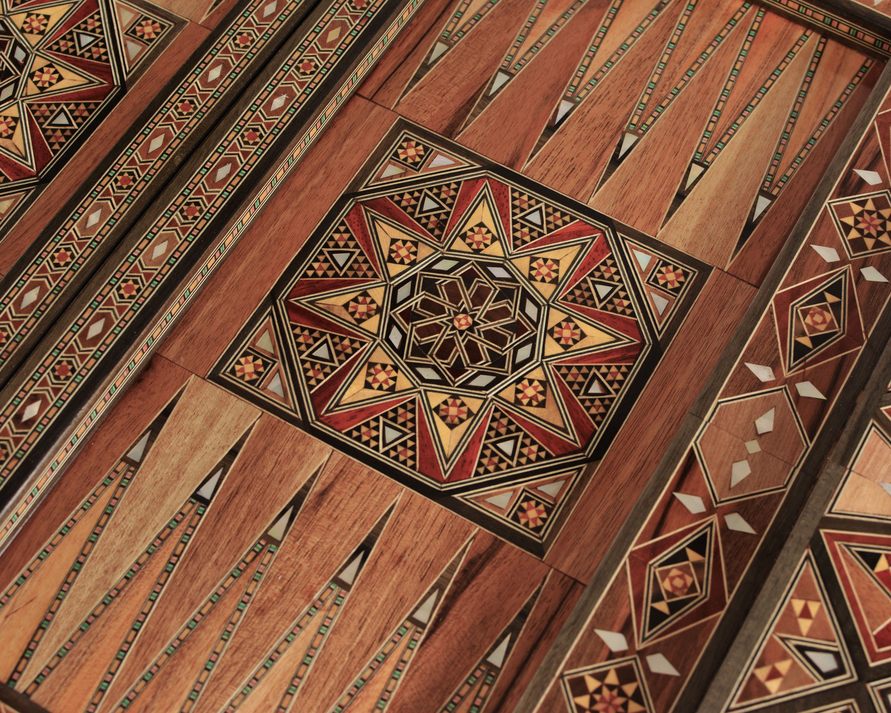 Handmade Wooden Board Games Table: 3-in-1 Chess, Backgammon, Poker ...