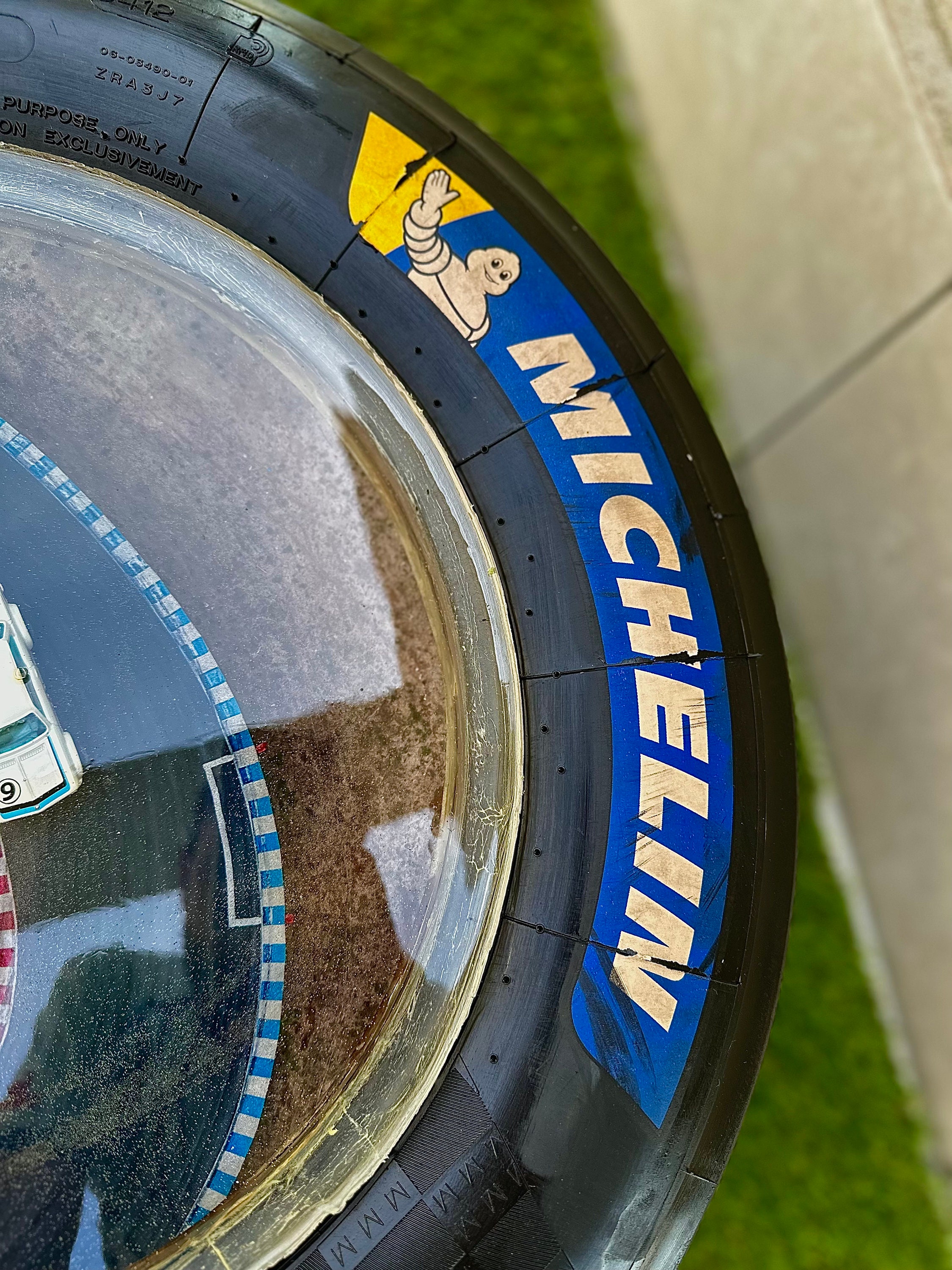 Formula 1 F1 Tyre Coffee Table Epoxy Resin - Etsy