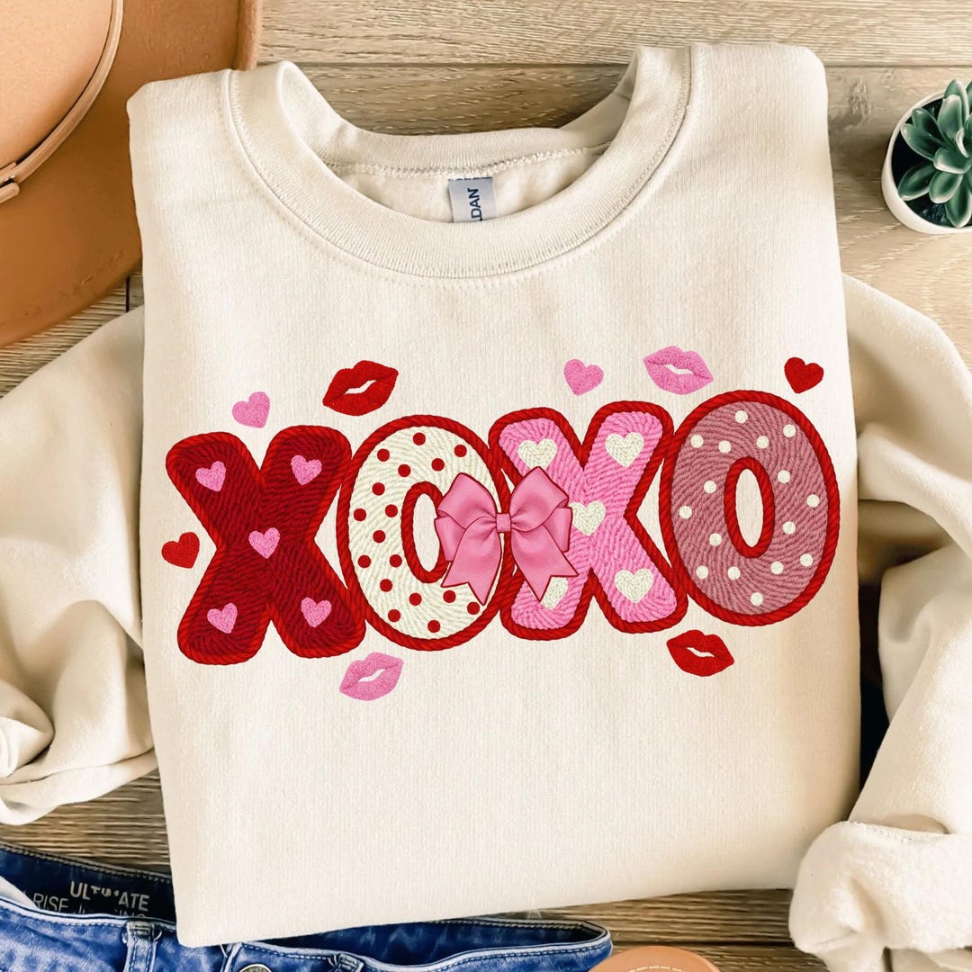 XO Patchwork Lettering, Valentine Phrase Design, Pink Red Fabric ...