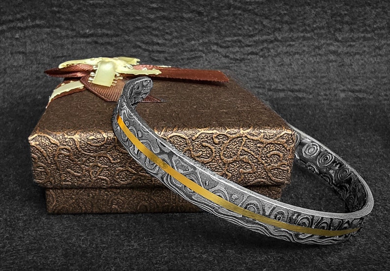 Prime Damascus Steel Deep Patterns Unisex Bracelet Handmade Cuff ...