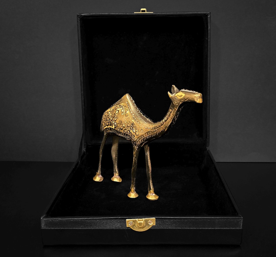 Large Camel Figurine Handmade Brass Camel Hand Carved Metal Home Decor ...