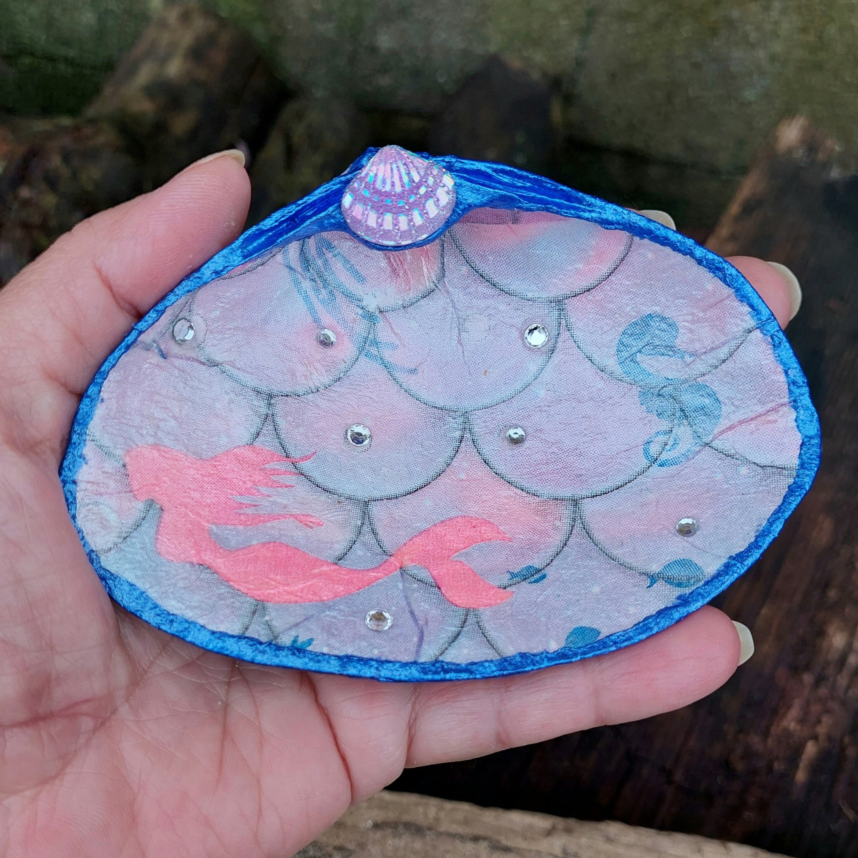Mermaid Design Clam Shell Trinket Dish ~ Handpainted, Decoupaged ...