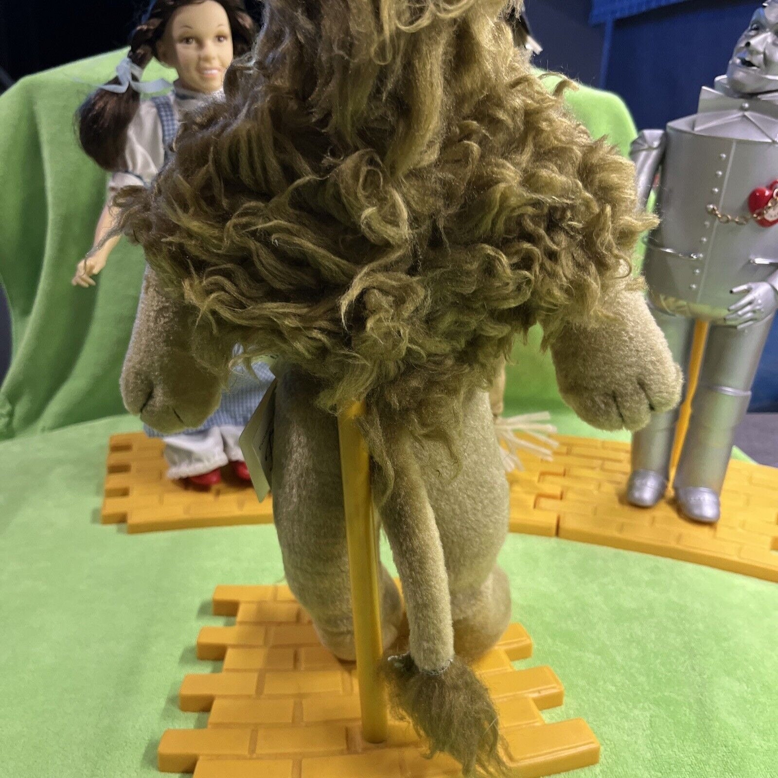 OLLIERV Wizard of OZ Hamilton Figures With Toto and Yellow - Etsy