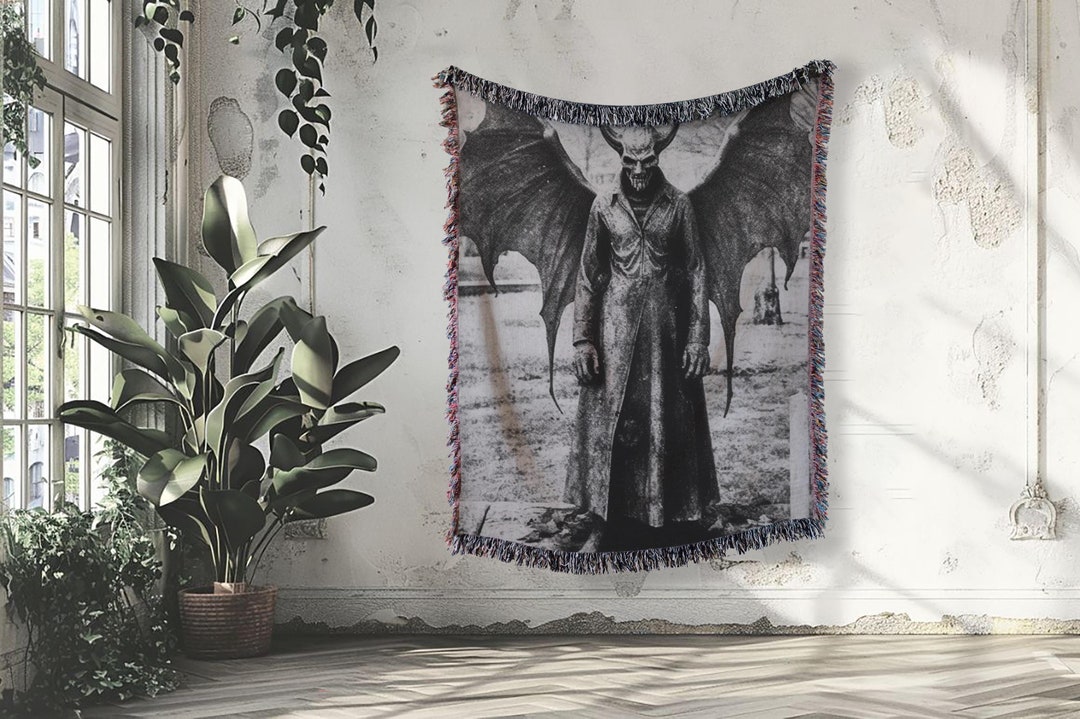 Satanic Demonic Woven Throw Blanket: Vintage Novelty Occult Home Decor ...