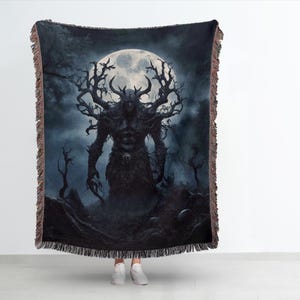 Full Moon Monster Horror Woven Throw Blanket, Sci Fi Horror Tapestry ...