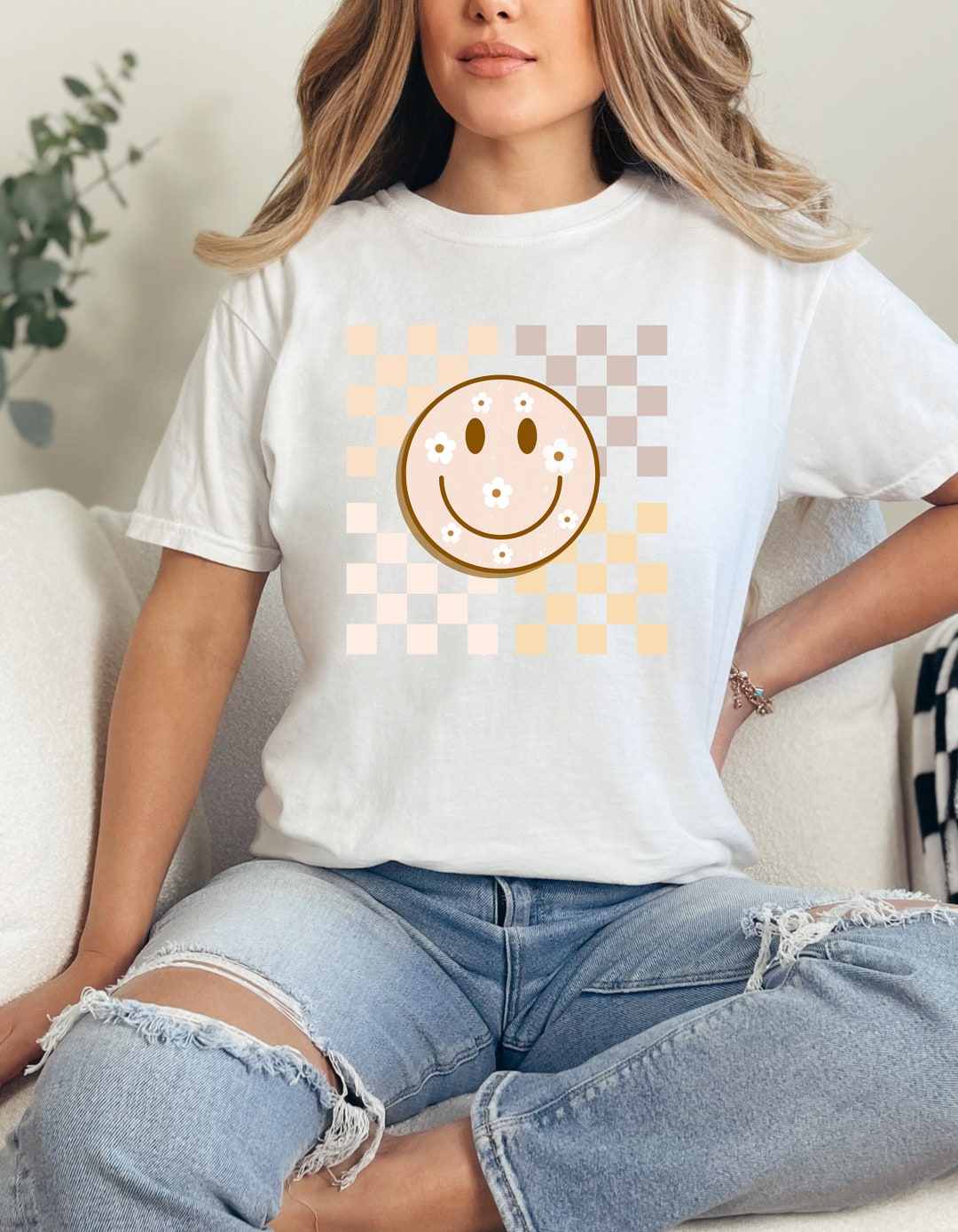 Checkered Pattern Smiley Face Tshirt, Retro Smile Shirt, Funny Clothing ...