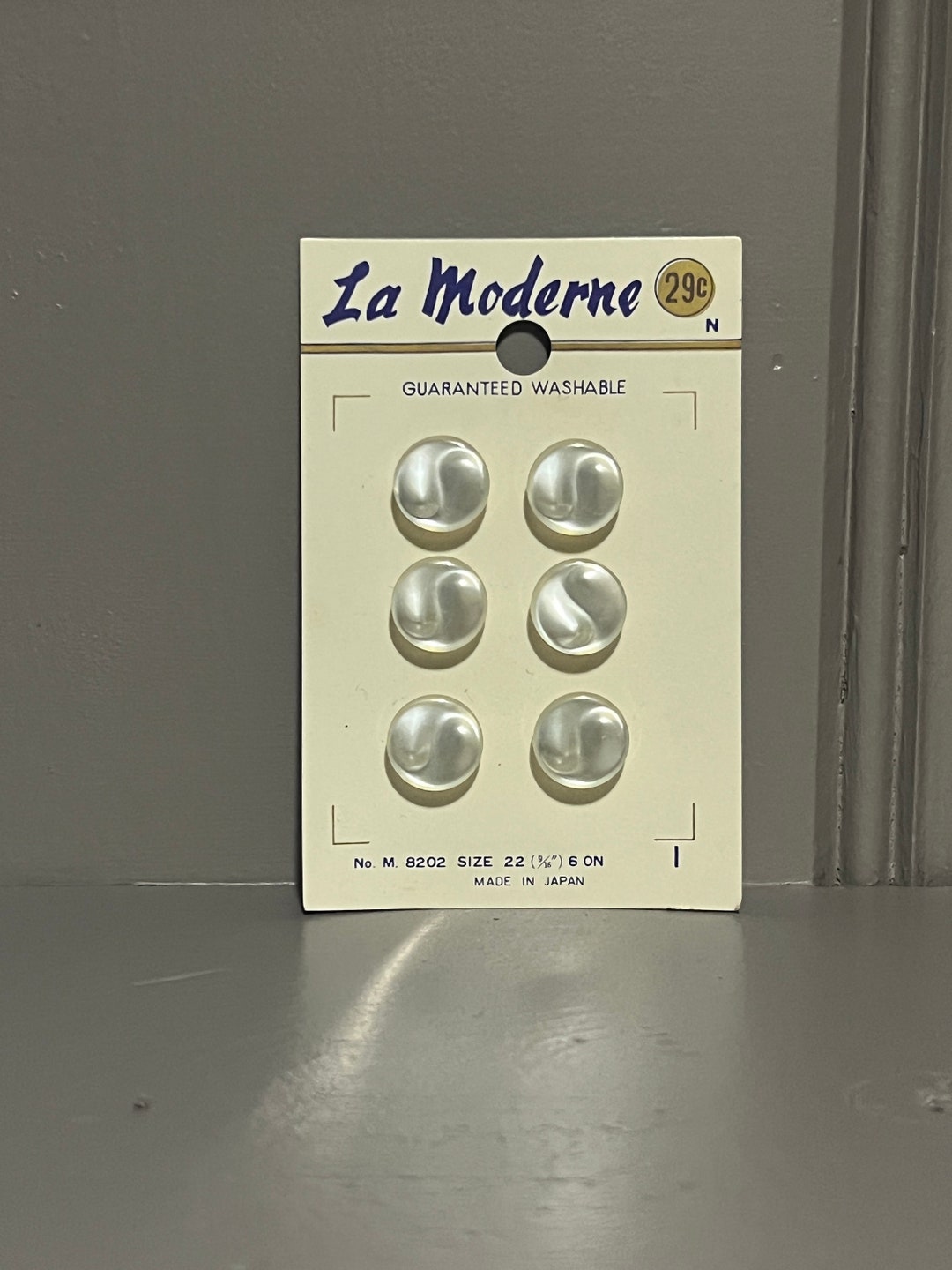 La Moderne Vintage Buttons B70 | White | 6 Buttons - Etsy