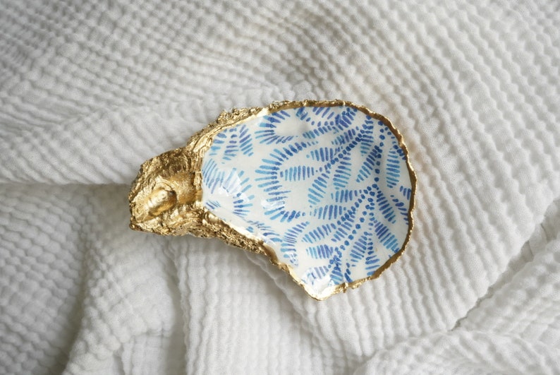 Blue and White Upcycled Oyster Shell Trinket Dish for Jewelry, Rings ...