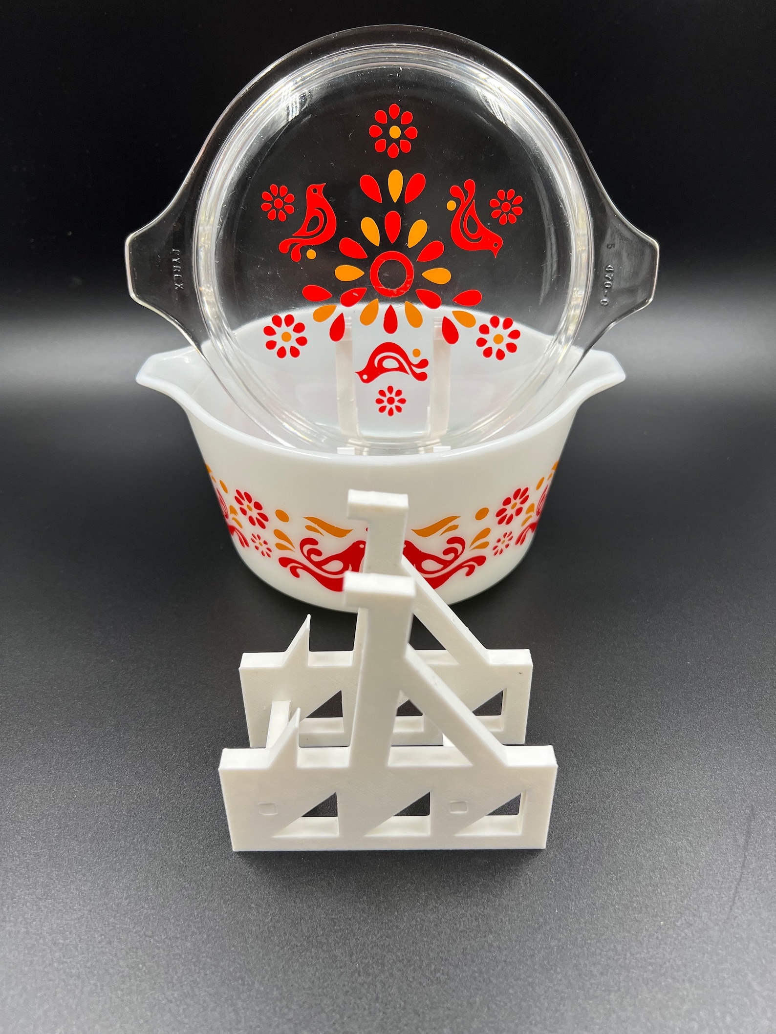 Decorative Lid Display Stand for Pyrex #473 Round Casserole. - Etsy