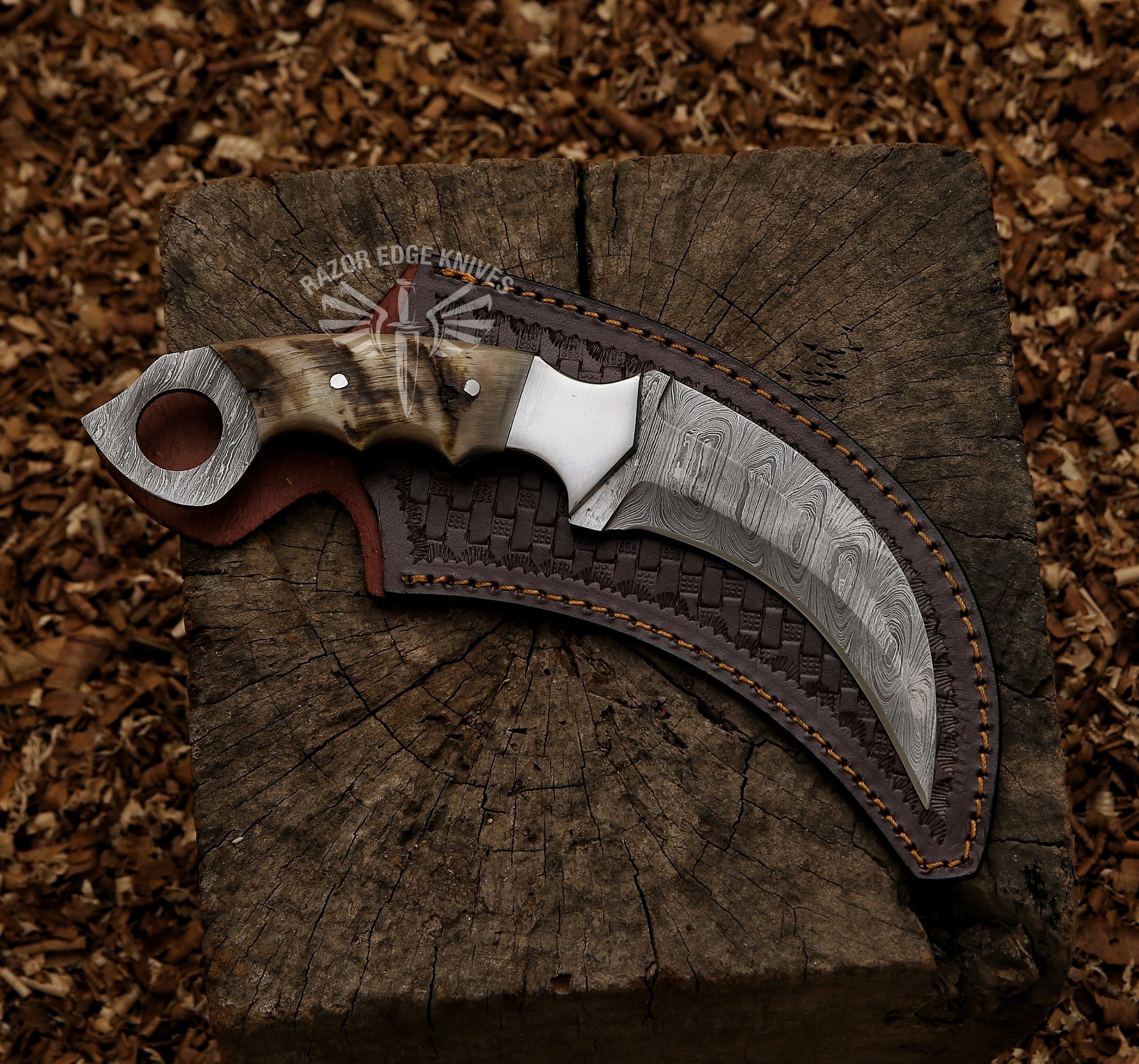 Custom Karambit Damascus Hunting Knife, Hand Forged Damascus Bowie ...