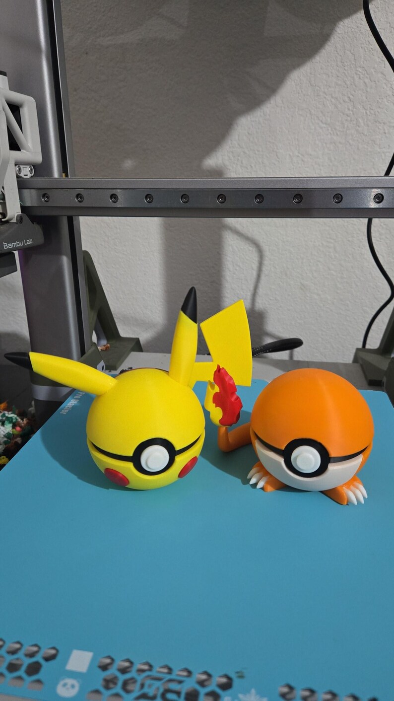 3D Printed Pokeball - Etsy