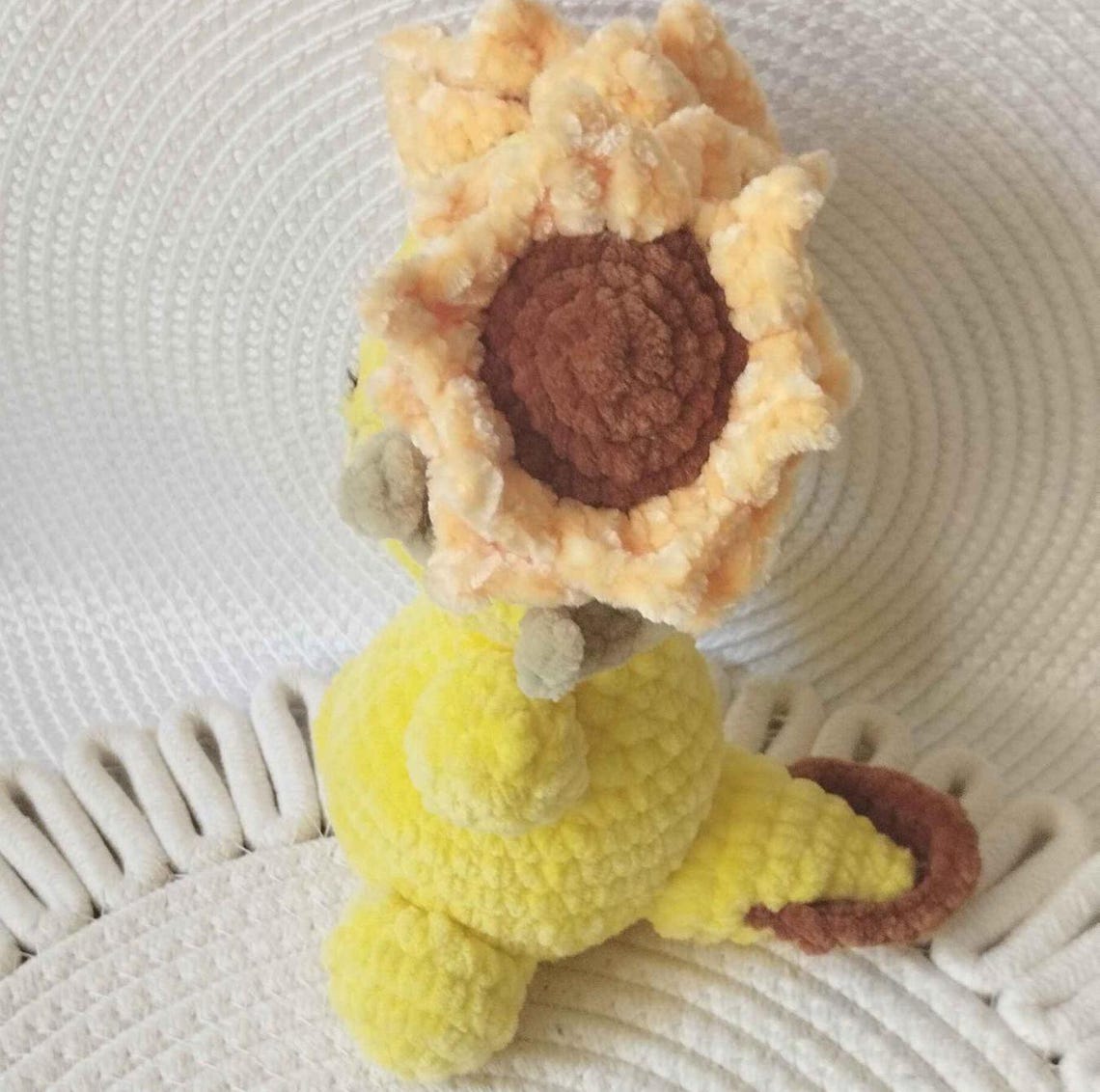 Crochet Sunflower Axolotl Plushy Toy - Amigurumi Stuffed Animal - Etsy