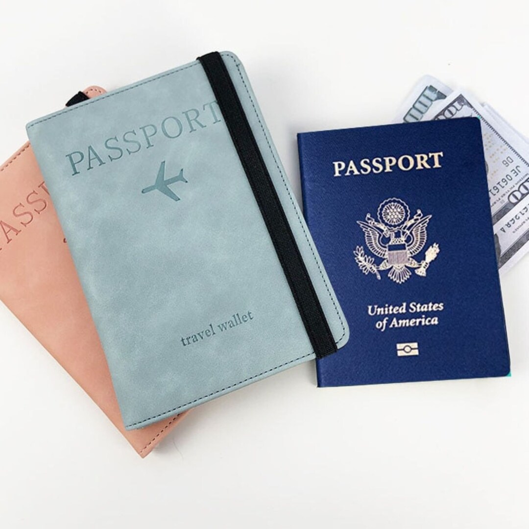 Personalized Leather Passport Holder and Case. Perfect 6th Anniversary ...