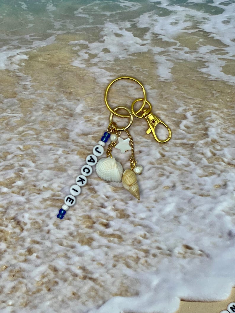 Beach Theme Personalized Keychain | Custom Keyring With Seashells and ...