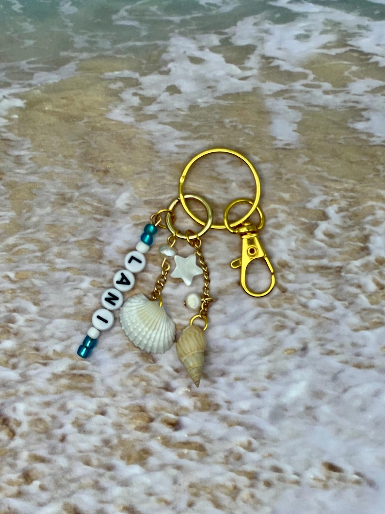 Beach Theme Personalized Keychain | Custom Keyring With Seashells and ...
