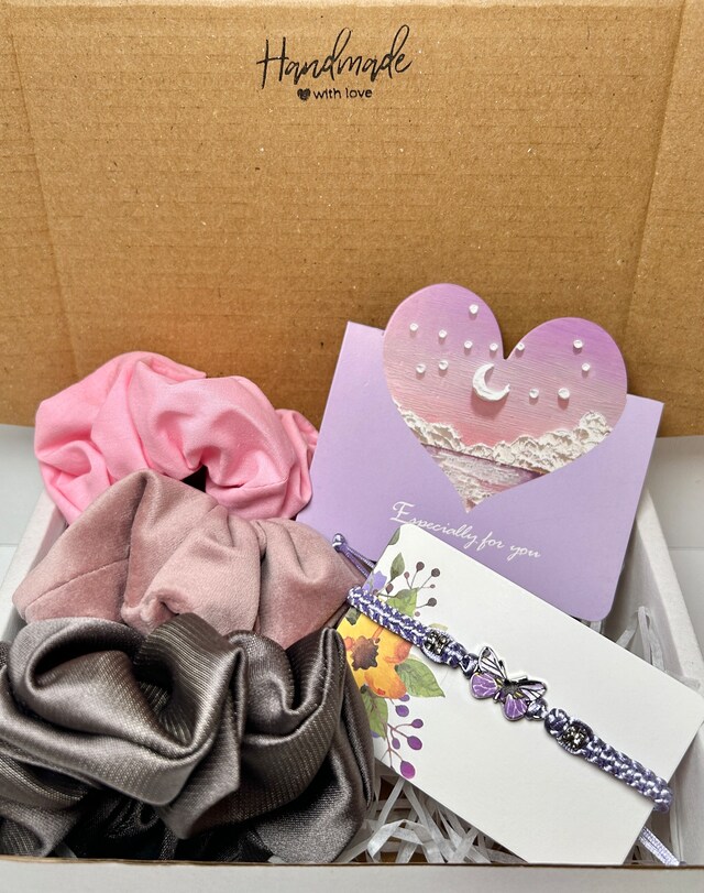 StrawberryRainGifts - Etsy