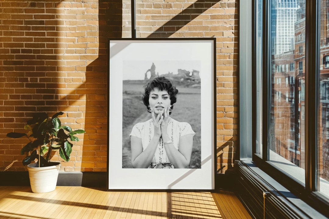 Sophia Loren Vintage Photo Poster, Black and White Vertical Print for ...