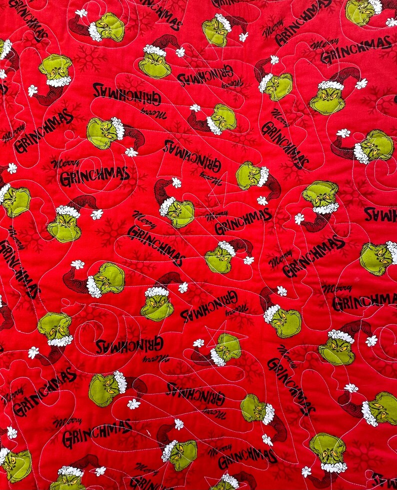 Graphic Grinch Christmas Quilt - Etsy