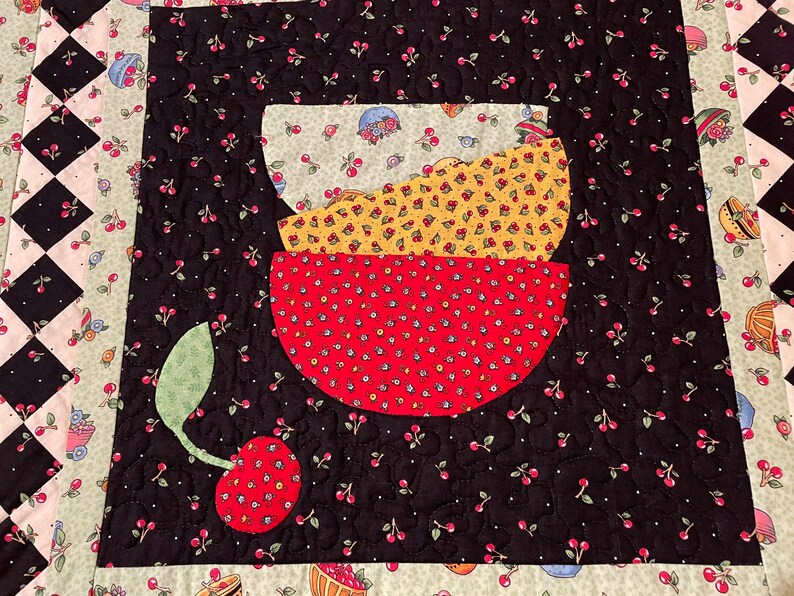 Life is Just a Chair of Bowlies Quilt - Etsy