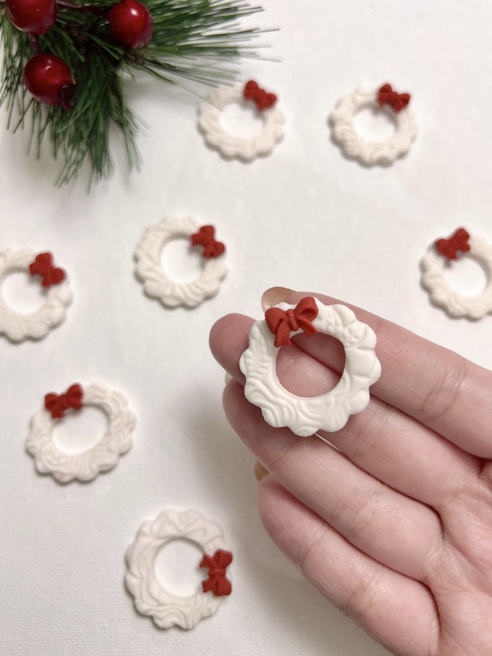 Edible Christmas Wreaths Cupcake Toppers Edible Cake Decoration ...