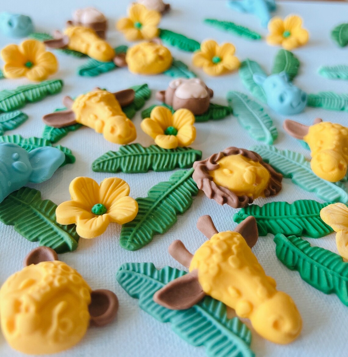 Hawaiian Cupcake Toppers Fondant Cake Decoration Birthday - Etsy