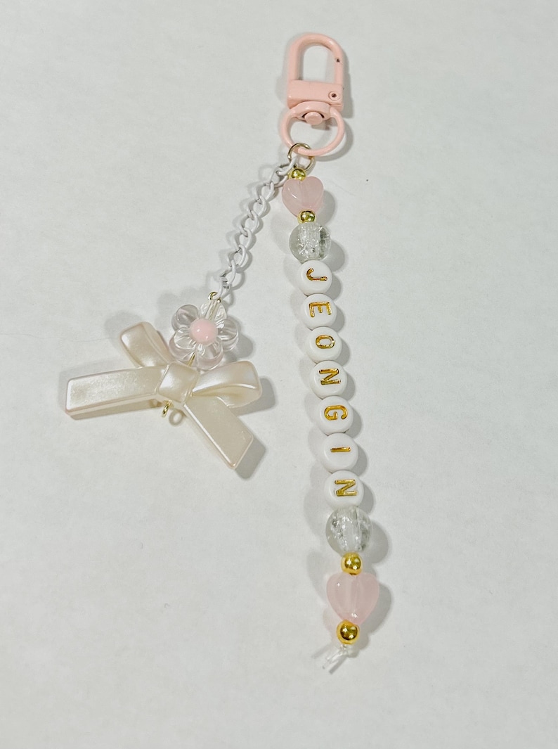 Custom Kpop Keychain Stray Kids SKZ - Etsy