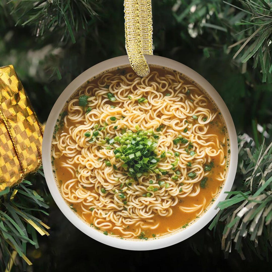 Custom Bowl of Ramen Noodle Soup Japanese Noodles Foodie Junkie Ramin ...