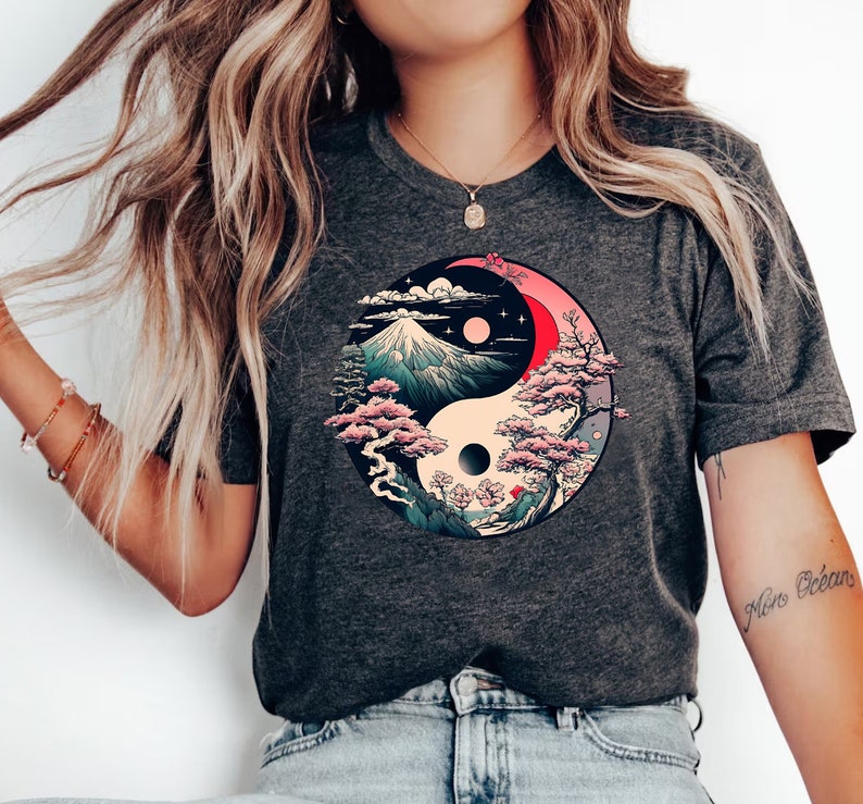 Japanese Yin Yang Meditation Shirt, Spiritual Buddhism T-shirt, Yoga ...