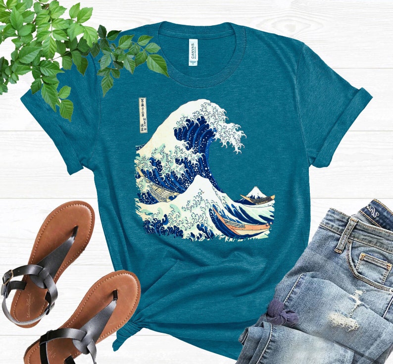 Great Wave off Kanagawa T-shirt Tsunami by Hokusai Hokusai - Etsy