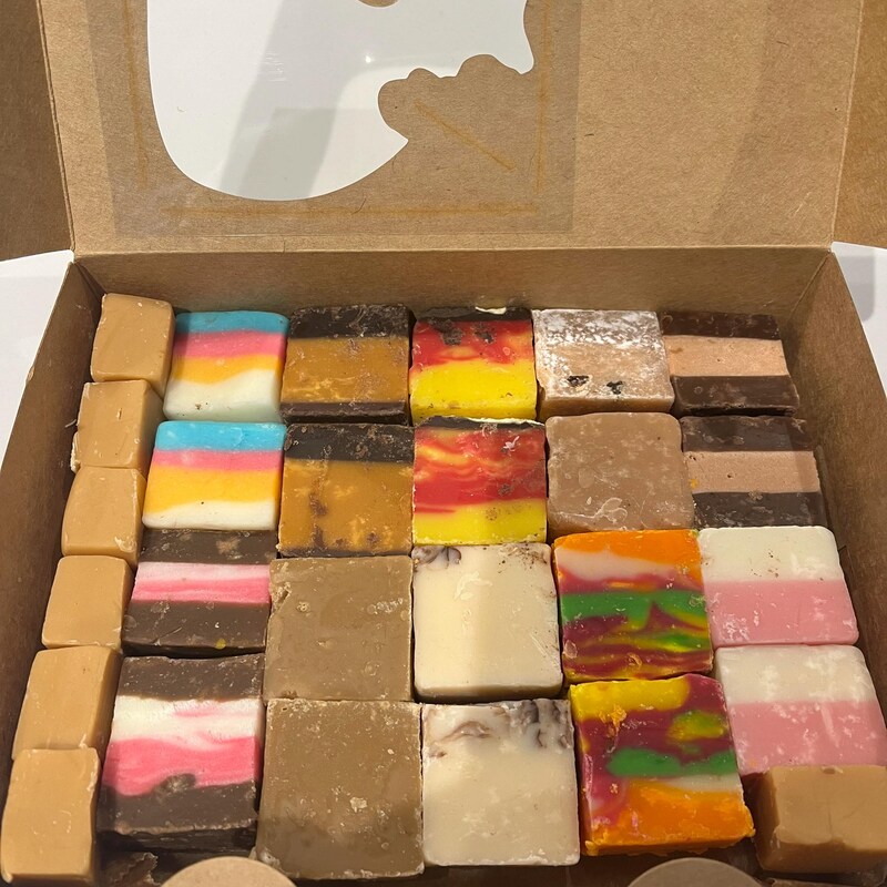 Christmas Fudge Gift Set - 60+ Gift Ideas for 2025