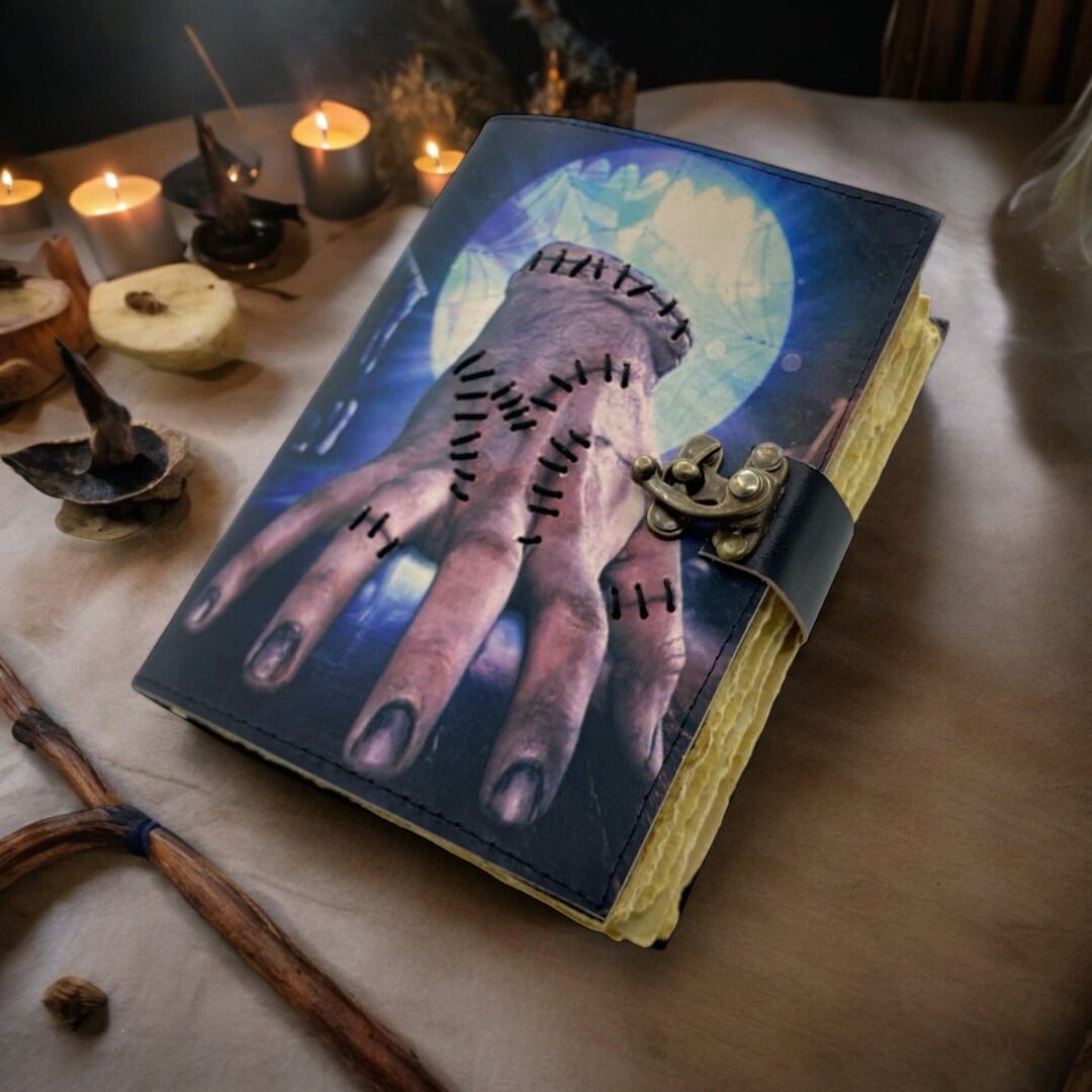 A Wednesday Addams Thing Hand Customized Leather Journal Notebook Book ...