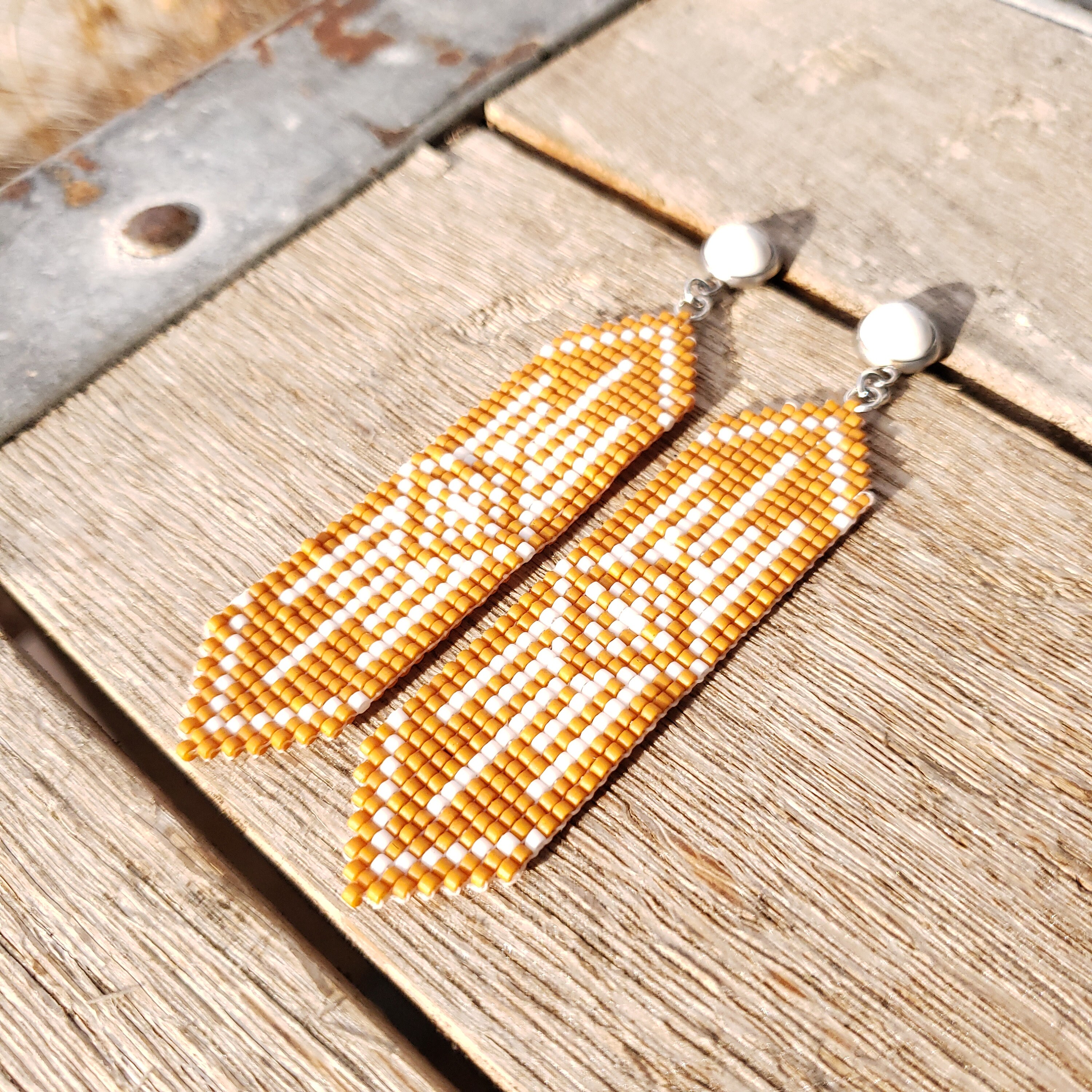 Cinch Beaded Earrings pumpkin - Etsy