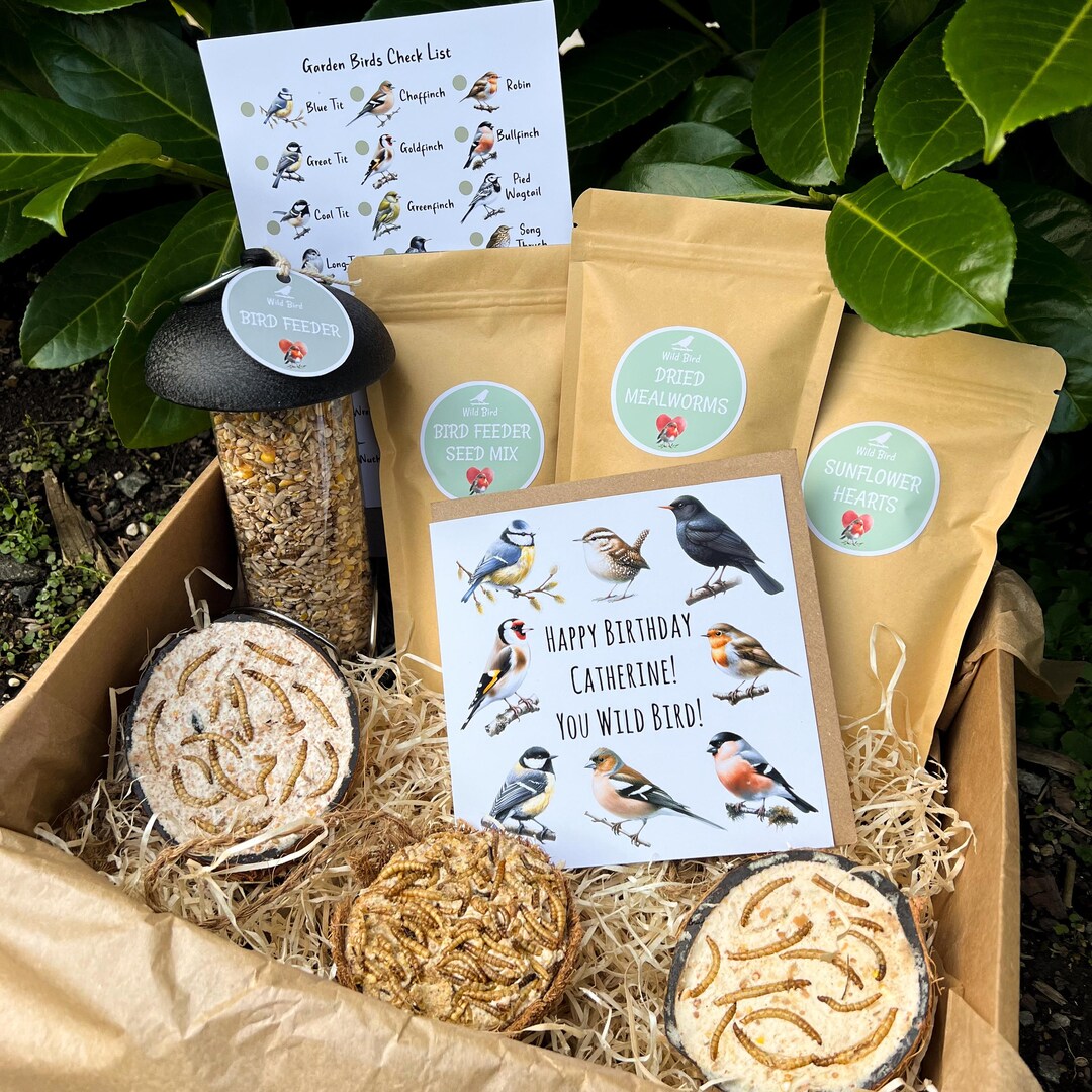 Bird Feeding Watching Gift Box With Personalised Greeting Card ...