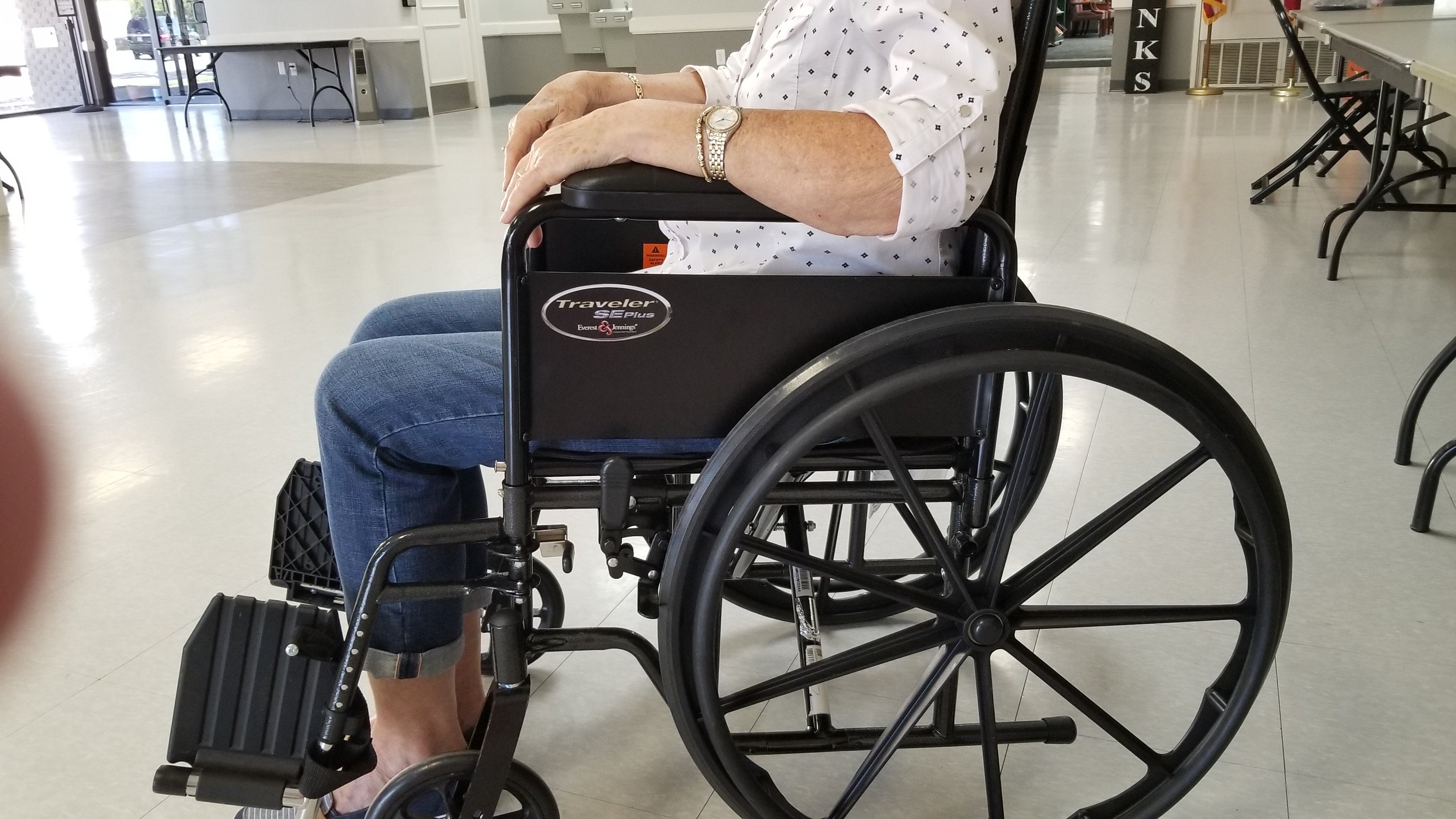 Quilted Wheel Chair Blanket-quilt Short Warm W Velcro Binders Fasteners ...