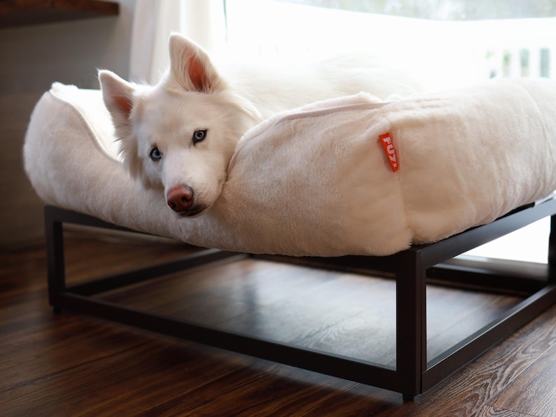 Luxury Elevated Dog Bed With Washable Faux Fur Cover – Raised Pet Bed ...