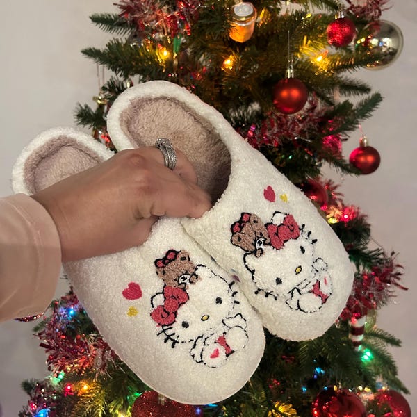Hello Kitty's Slippers - Etsy