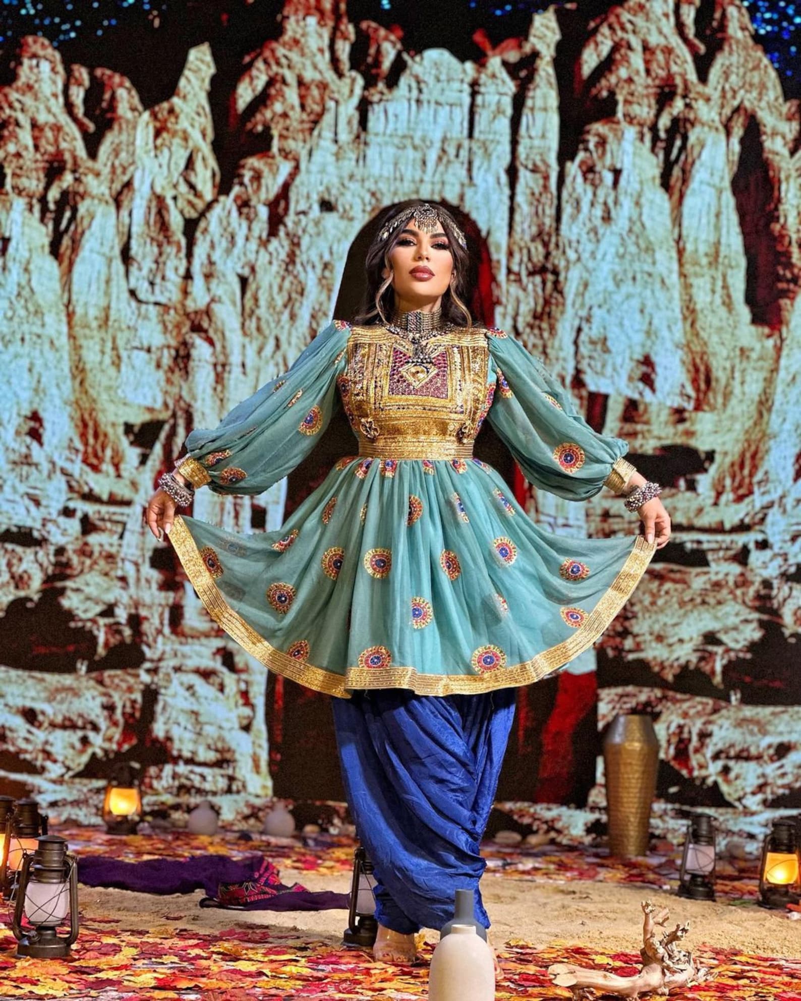 Afghan Kuchi Women's Clothing: Floral Splendor and Elegance ...