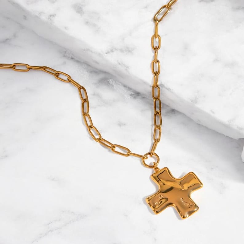 18K Gold Plated Hammered Cross Necklace Paper Clip Chain Pendant ...