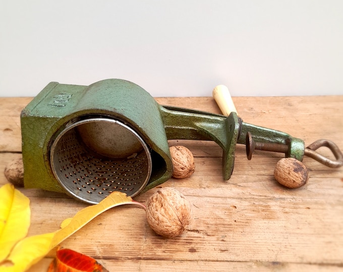 Hungarian Vintage Nut Grinder Kitchen Farmhouse Hand Mill, Rustic ...