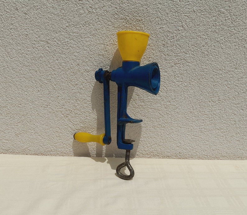 Retro Poppy Seed Grinder - Etsy